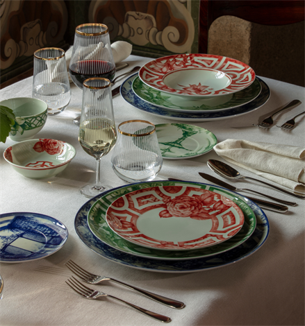 Plato Pan Rojo The Meaning | Vista Alegre